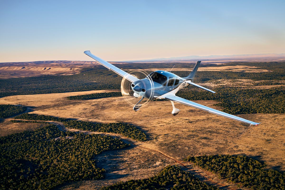 Cirrus SR22T G7+ | High performance and luxurious comfort
