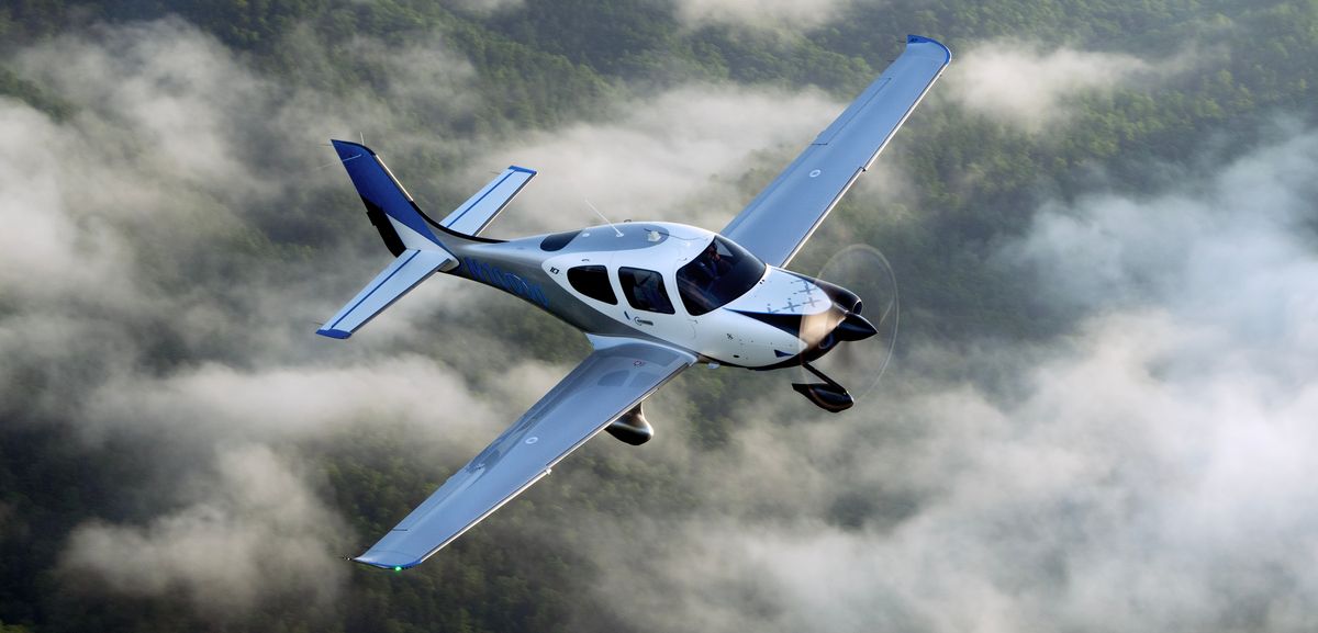 Cirrus SR22 | Performance, style and uncompromising safety